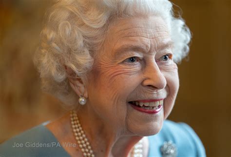Королева устраивает прием в канун Дня вступления на престол: ru_royalty ...