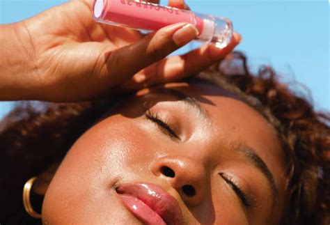 10 Best Hypoallergenic Makeup Brands: Sensitive-Skin-Friendly Beauty ...