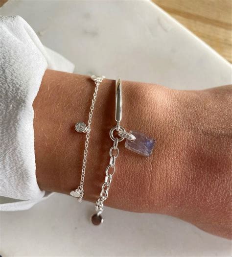 Сет из браслетов