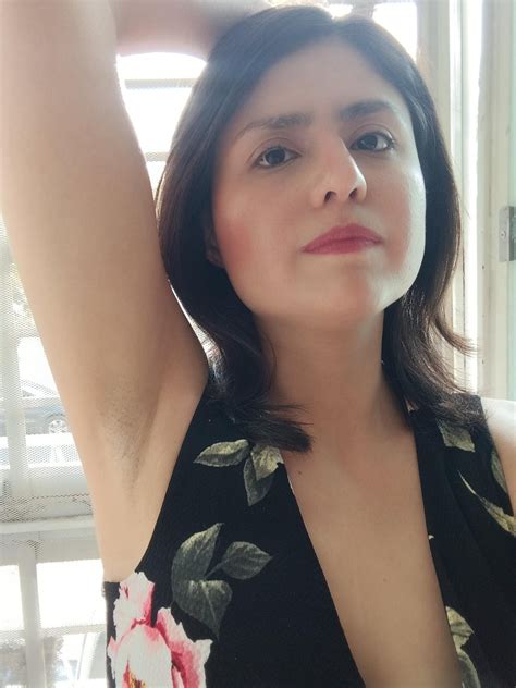 It's finally hot enough to wear my favorite dress. : r/armpitsforbetas