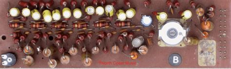 Help identifying components in these photos : r/AskElectronics