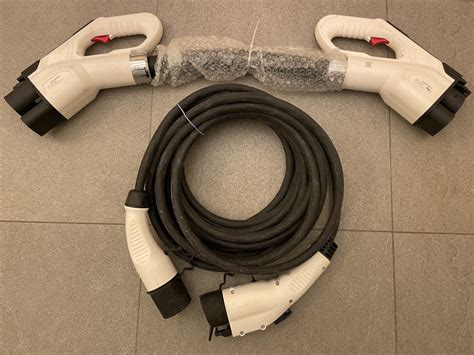 Покупка кабеля Type 1 — Type 2 и адаптера CCS 1 — CCS 2 — Jaguar I-Pace ...