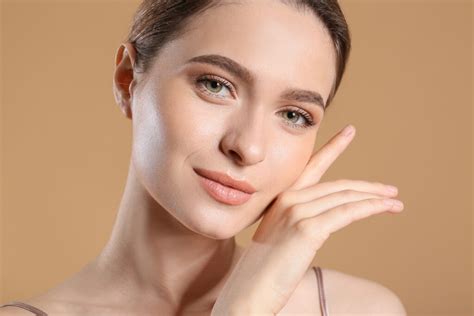 Подтяжка лица в Москве в клинике Меланома Юнит