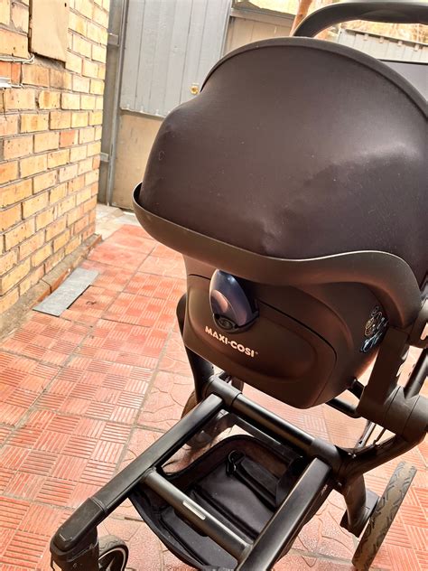 Автокрісло Maxi-Cosi CabrioFix + база IsoFix + перехідник на коляску: 3 ...