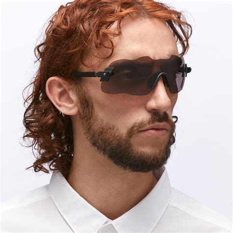 BLACK MATT