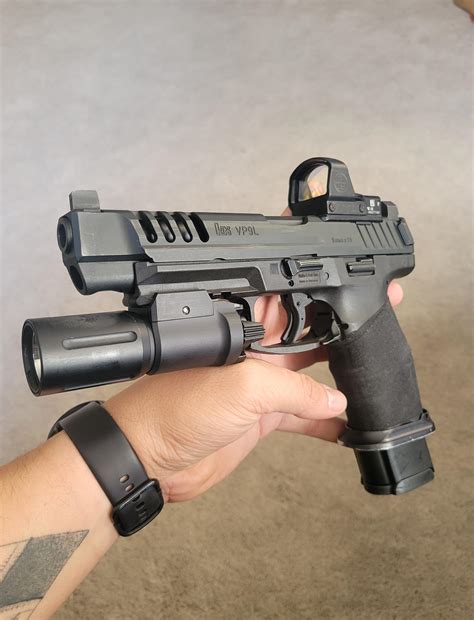 Loving my VP9 : r/GunPorn
