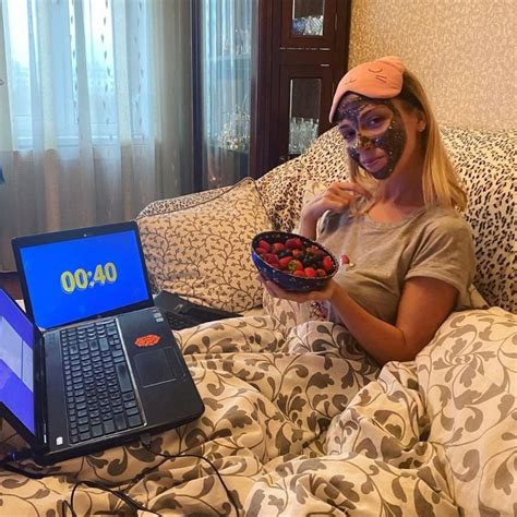 Квиз Онлайн. Играй в квиз из любой точки мира! | Квизиум