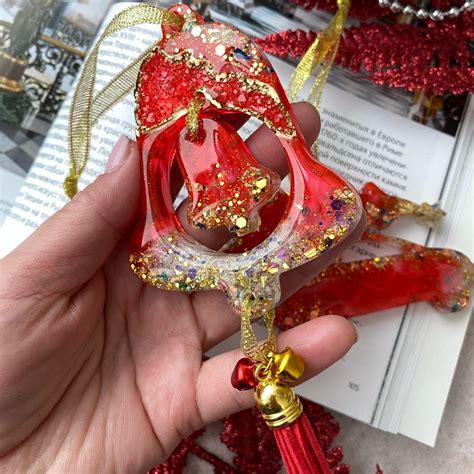 Елочные красные игрушки из эпоксидной смолы – купить онлайн на Ярмарке ...