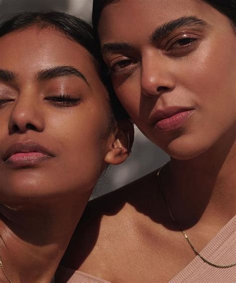 Glass skin: o que é e como aderir à nova trend » STEAL THE LOOK