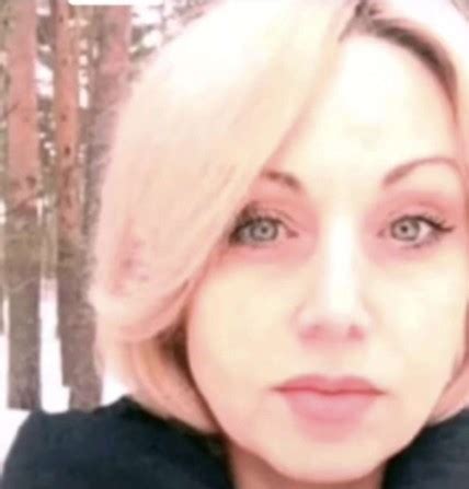 Создать мем "ольга 300 метров, светлана 300 метров от вас, наталья 300 ...
