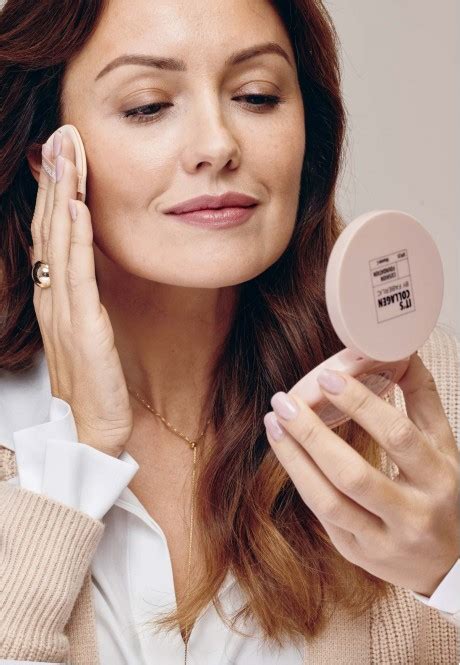 Тональная сыворотка-кушон It’s Collagen 6795 - 6796 купить по цене 1799 ...