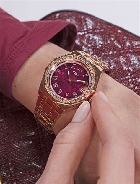 Женские часы GUESS — купить женские наручные часы ГЕСС на официальном ...