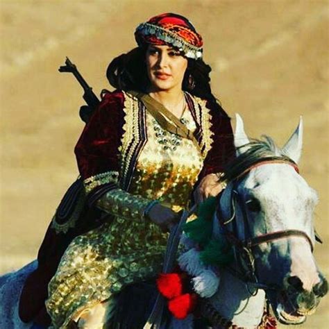11 best Luri Scarfs, Golvani, traditional costume of Lorestan, Iran ...