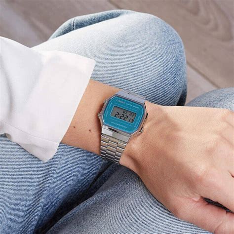 Именитые винтажные часы от Casio