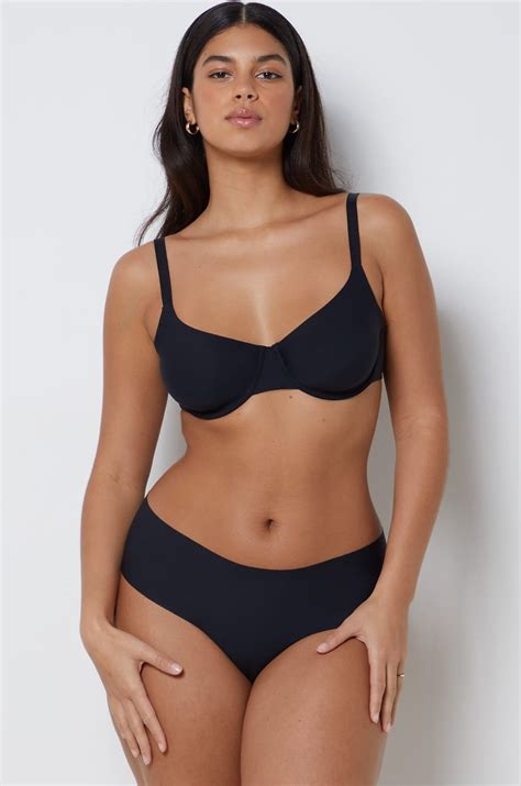 Бюстгальтер с тонкой чашкой PURE FIT® NOIR - ETAM