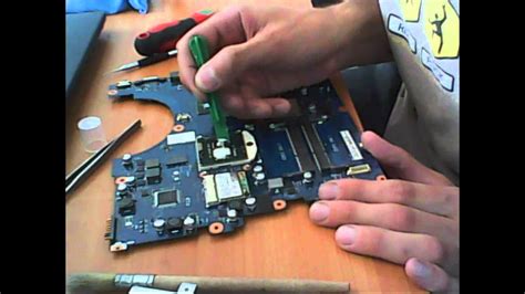 Как разобрать ноутбук Samsung NP-R540 ВАШ компьютерный мастер SIVACER ...