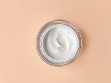 Die beste Retinol-Creme gibt's bei Rossmann