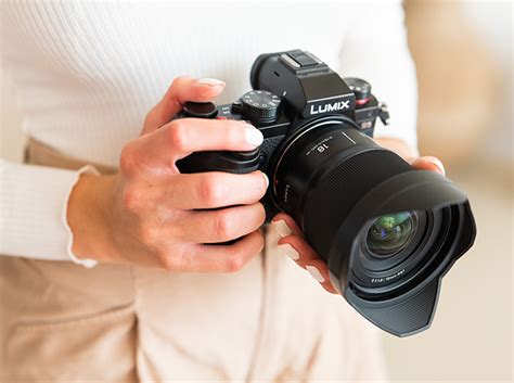 Объектив Panasonic Lumix S 18mm f/1.8 представлен официально