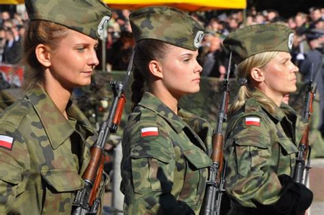Brave Women in the Armed Forces of the World | Page 3 | China Defence Forum
