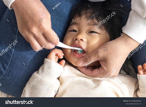 170 Asian Old Daughter Teeth Images, Stock Photos & Vectors | Shutterstock