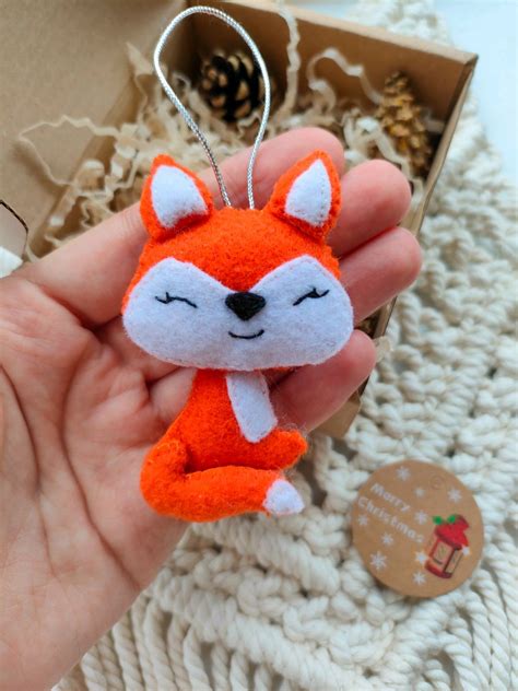 Ёлочная игрушка из фетра лиса в интернет-магазине Ярмарка Мастеров по ...