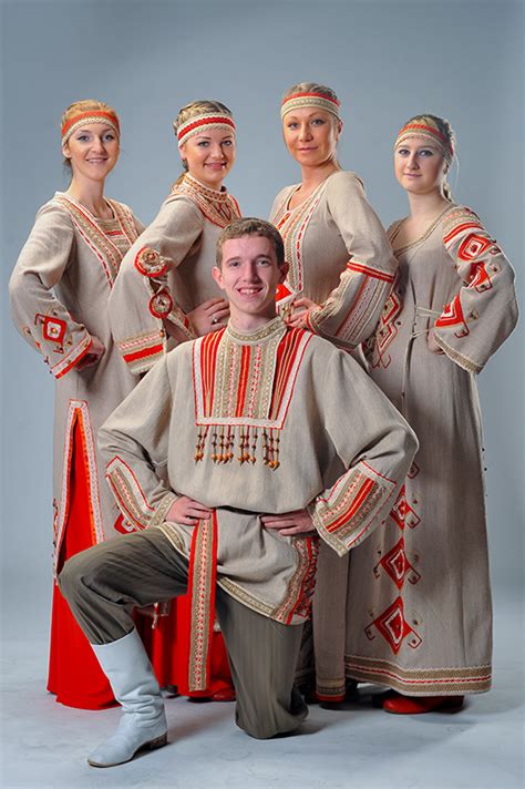 Костюм русский народный современный: Стилизованный русский костюм (63 фото)
