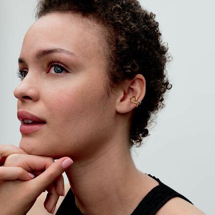 PANDORA ESSENCE | Pandora PL
