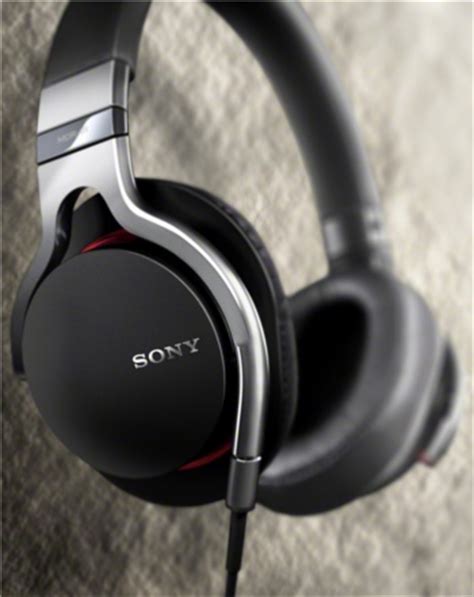 Sony Announces New Bravia TVs and MDR-1 Headphones at IFA 2012 ...