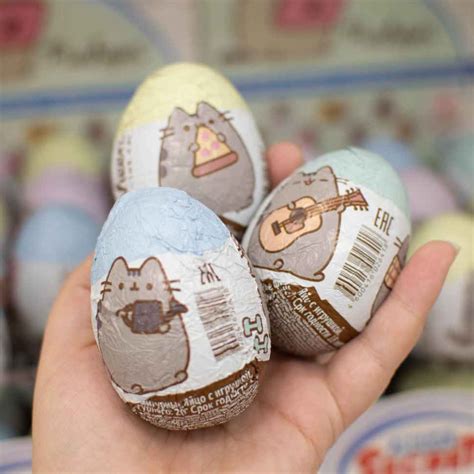 Яйцо шоколадное Mega Secret: Pusheen