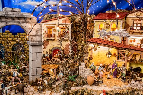 BUON NATALE - A Special time in Italy.