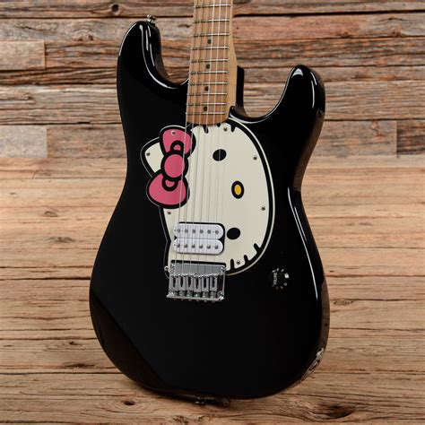 Squier Hello Kitty Stratocaster Black 2006 – Chicago Music Exchange