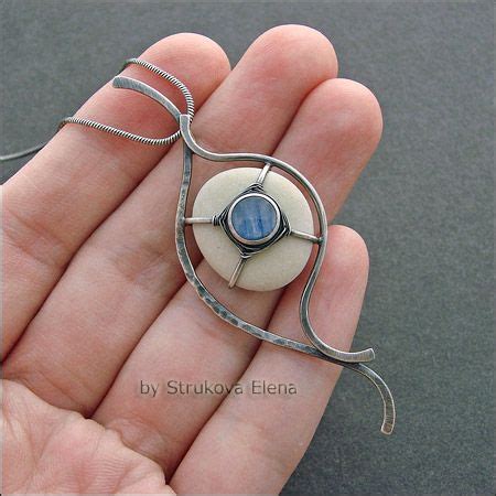 Кулон с кианитом | Joyeria, Joyería alambre, Colgantes