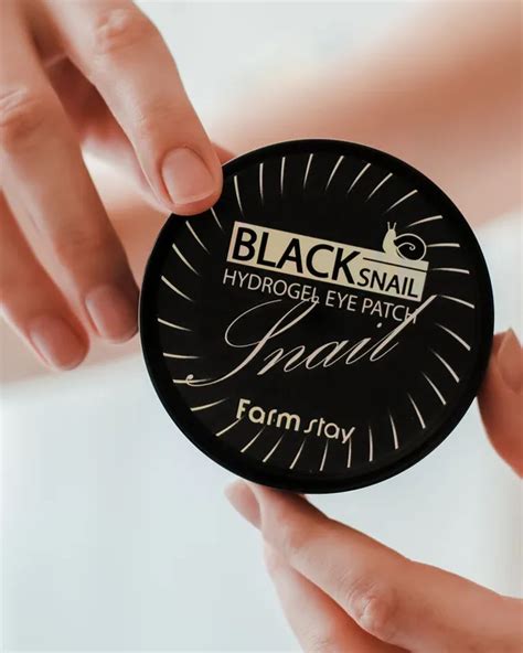 Farmstay Black Snail Hydrogel Eye Patch - Eye Masks & Patches ...