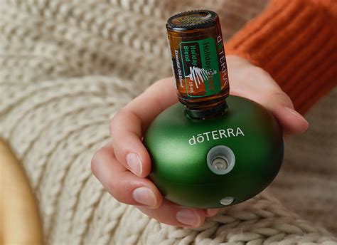 Bubble Emerald Diffuser + Holiday Peace | doTERRA Essential Oils