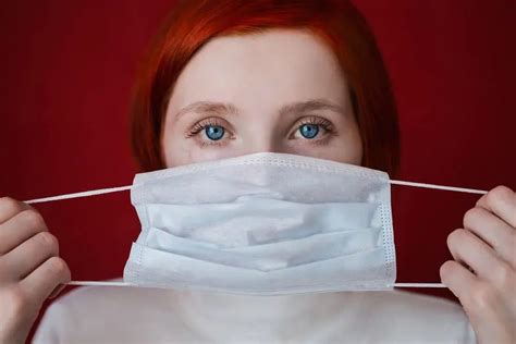 Защитные маски для лица. Какие маски защищают от вирусов