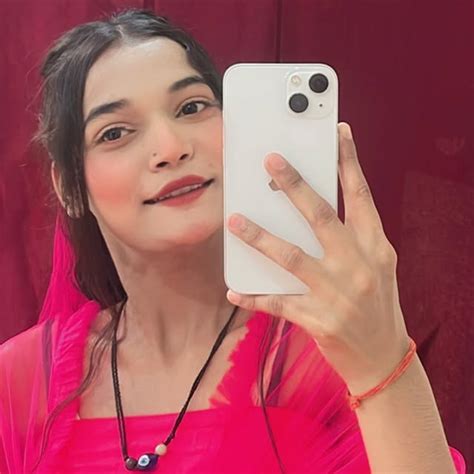 Model Vandanaa…🥀🥂 (@__habibi_doll__20) • Threads, Say more