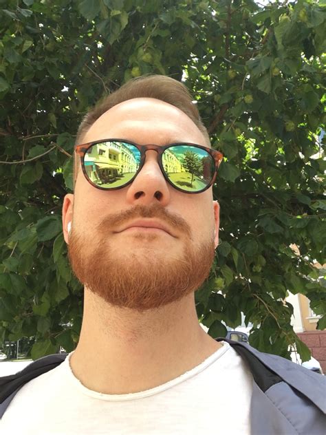 Andrii Grinevetskyi – Medium