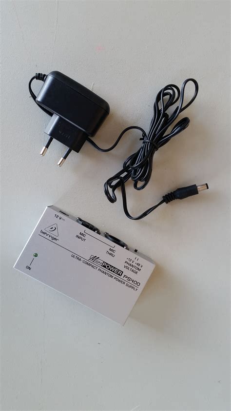 MICROPOWER PS400 - Behringer Micropower PS400 - Audiofanzine
