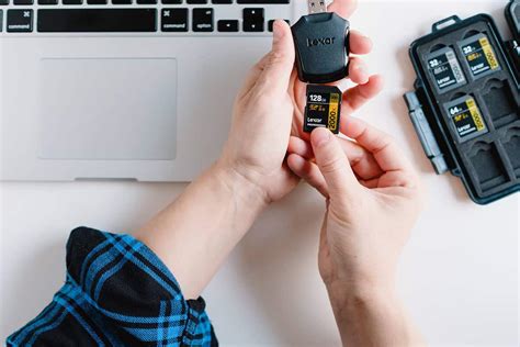 Vente privée Lexar - Clés USB, cartes SD & stockage flash pas cher