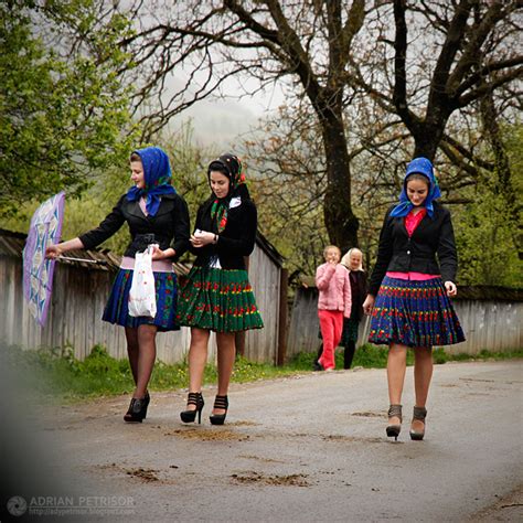 Adrian Petrisor - Photography: Ceva traditii...