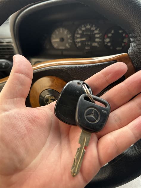 #1 новый аккум — Mercedes-Benz S-Class (W126), 5 л, 1985 года | покупка ...