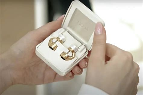 Nova представила наушники-сережки из жемчуга H1 Audio Earrings