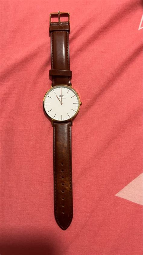 DW Watch, Men's Fashion, Watches & Accessories, Watches on Carousell