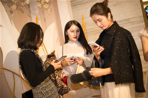 Conamore，走出新天地【鞋包物语】 风尚中国网 -时尚奢侈品新媒体平台