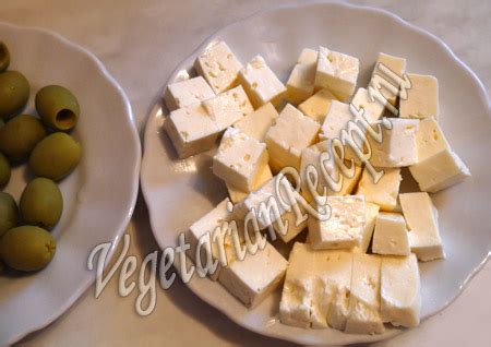 Жареные оливки с сыром в тесте