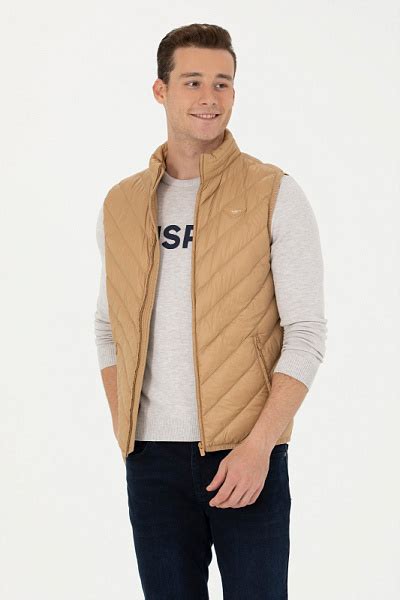 Мужские жилеты U.S. Polo Assn. купить в интернет-магазине AR Fashion