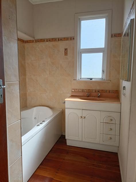 TK0013 - Three bedroom home with large living areas