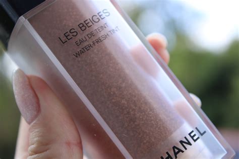Флюид-тинт Chanel Les Beiges Eau de Teint water-fresh tint в оттенке ...