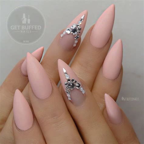 Нюдовый маникюр - фото модного дизайна 2020 | Almond nails designs ...