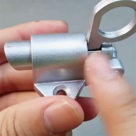 Автоматическая защёлка на калитку [Video] | Cool gadgets to buy, Metal ...